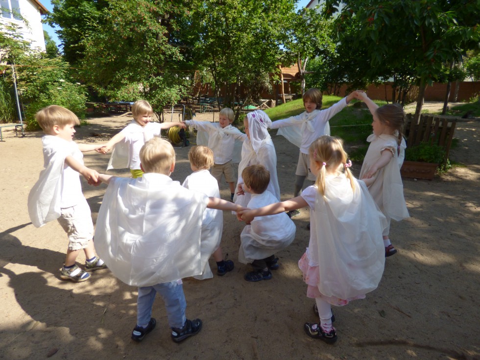 Wir feiern Pfingsten – waldorfkindergarten-radebeul